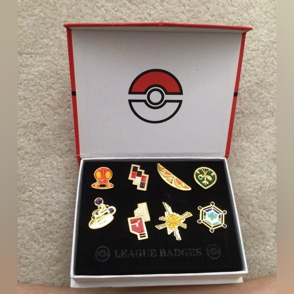 Pokemon | Toys | Pokemon Gym Badges Kanto Johto Hoenn Sinnoh Unova ...